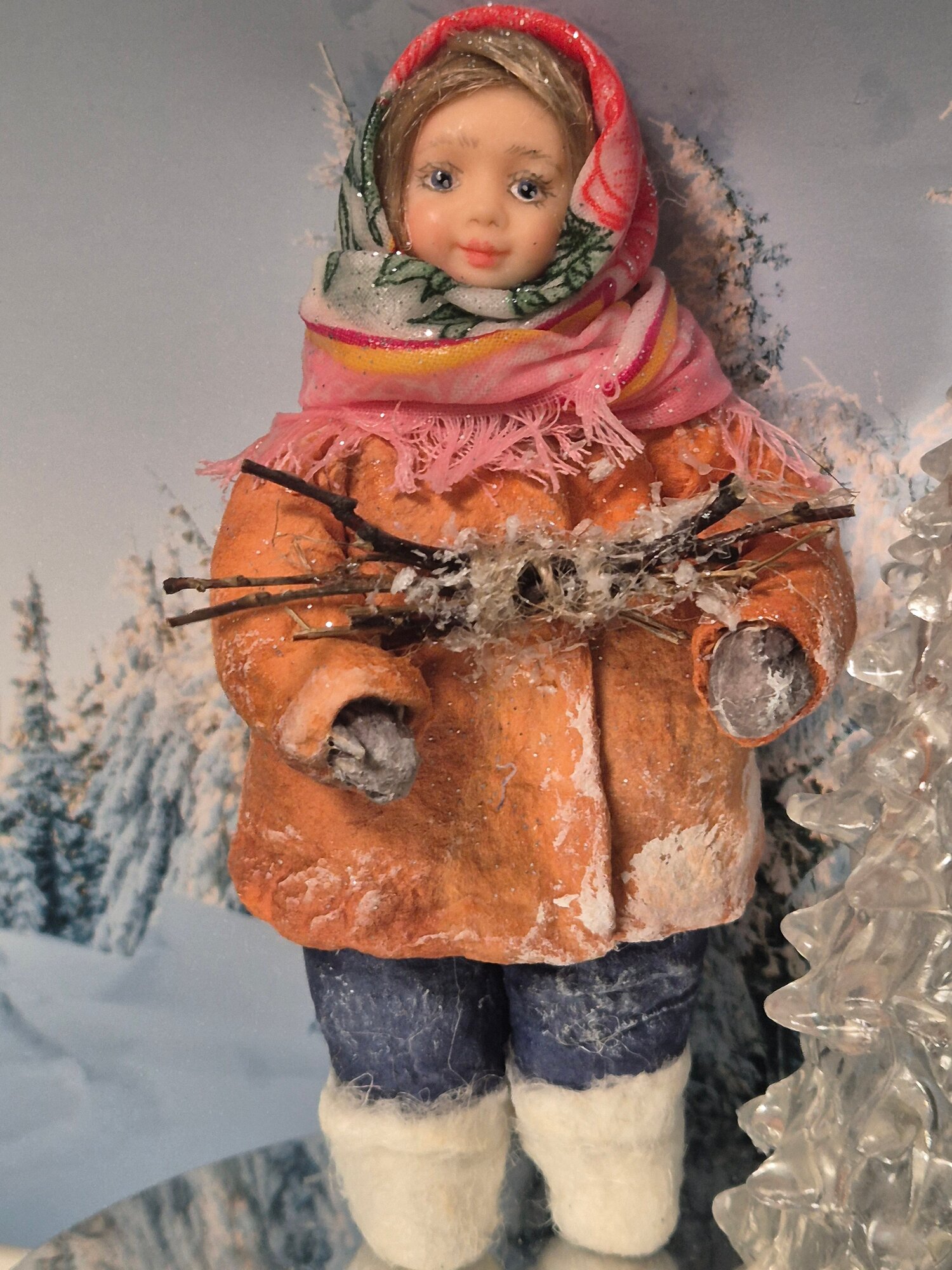 Ёлочная игрушка Affavatta, "Девочка с хворостом", 12см, ручная роспись