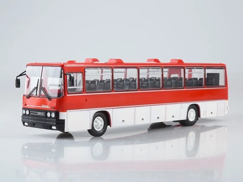 Коллекционная модель автобуса Икарус-250.59 красный 1:43 подарок для коллекционера