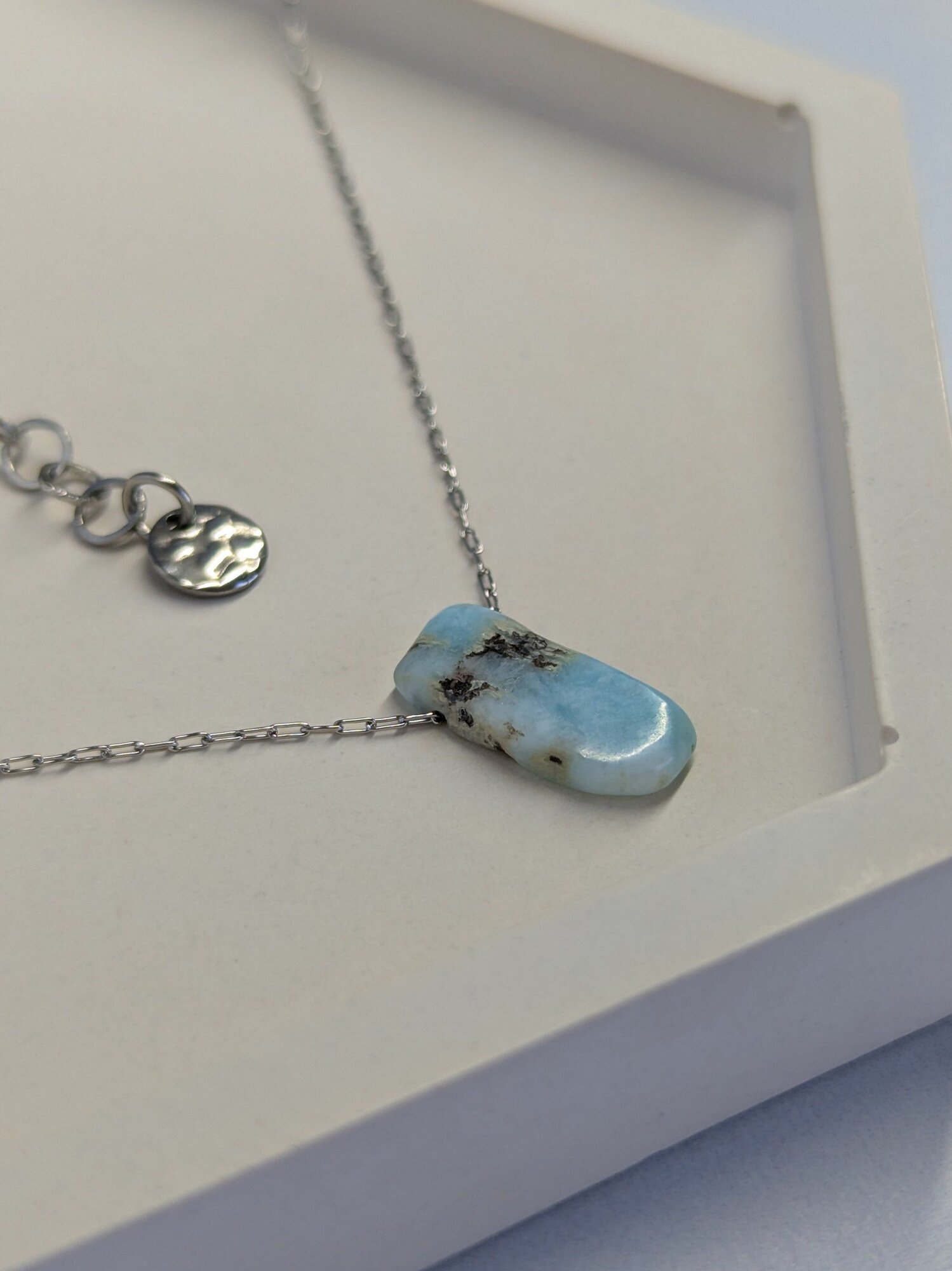 Колье, ларимар