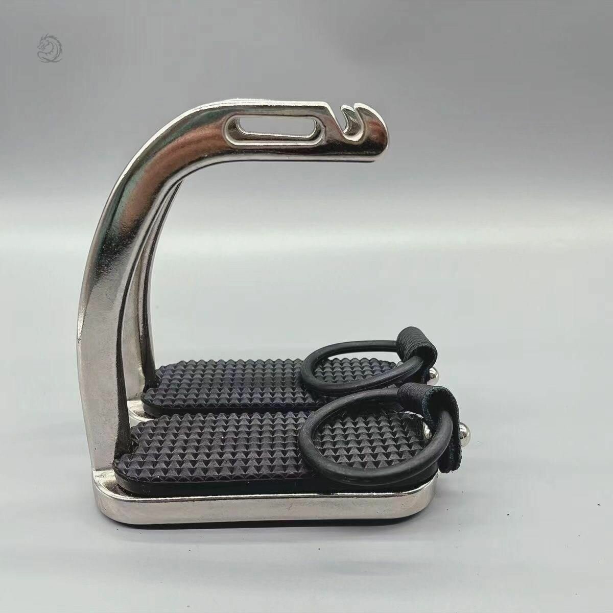 Безопасные стремена для лошадей защита от застревания ноги при падении, прочность и комфорт для верховой езды