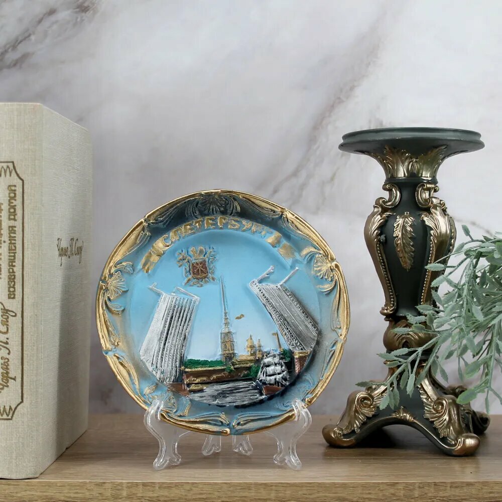 Сувенирная Тарелка Панно на подставке Дворцовый мост , рельефная , 15 см , ручная роспись , гипс