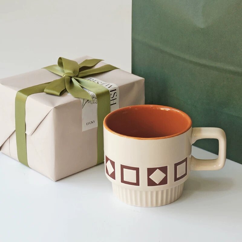 Винтажная женская кружка в скандинавском стиле, креативная простая керамическая чашка для кофе, чая, воды, для