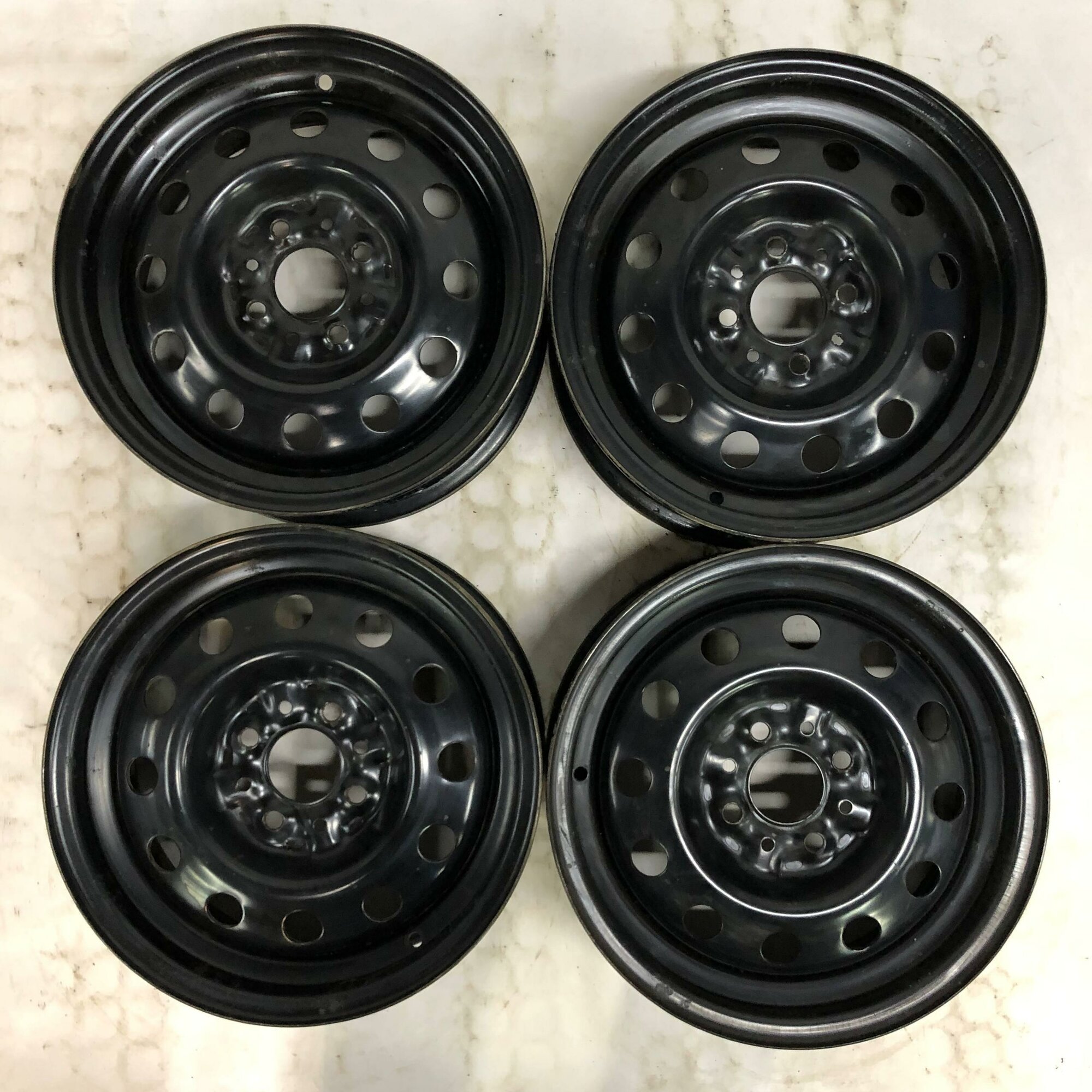 Колесные диски Штампованные 14x5.5 PCD 4x98 D58.6 ET35 (Реплика)