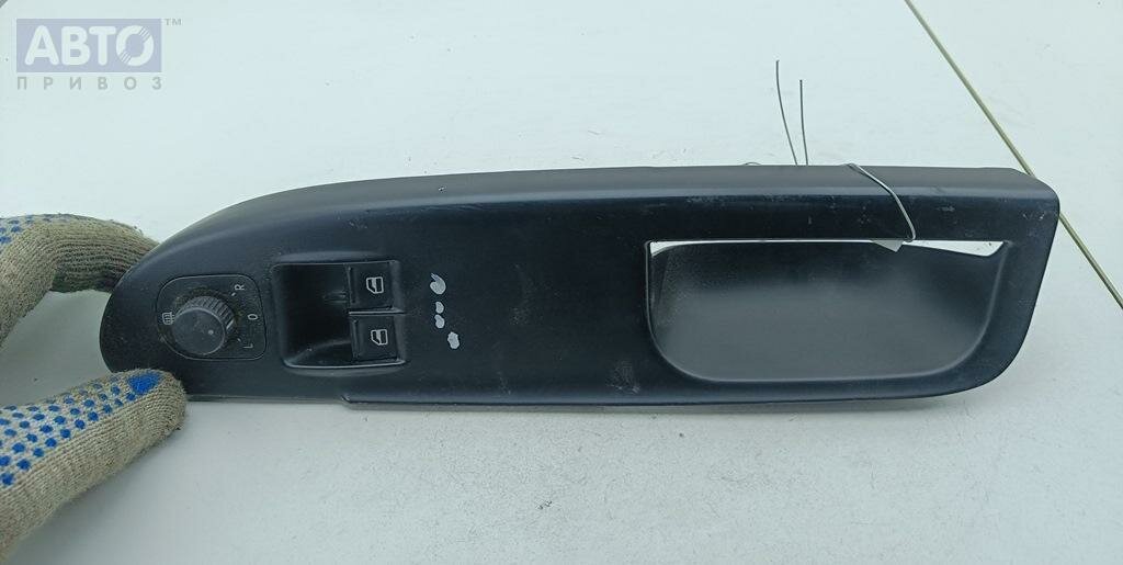 Блок кнопок управления стеклоподъемниками Volkswagen Passat B6