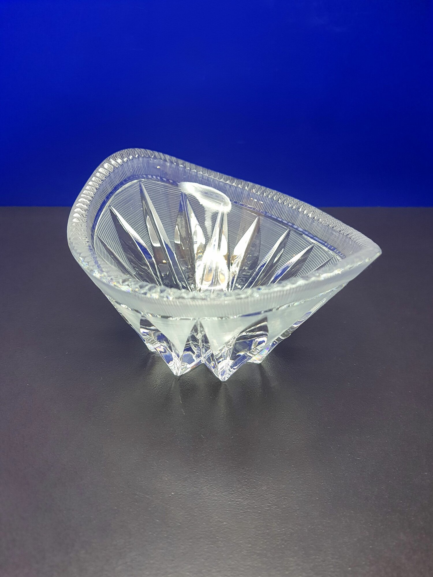 Винтажная вазочка сервировочная Лотос, хрусталь, лзхс, 15см, СССР, 80е.