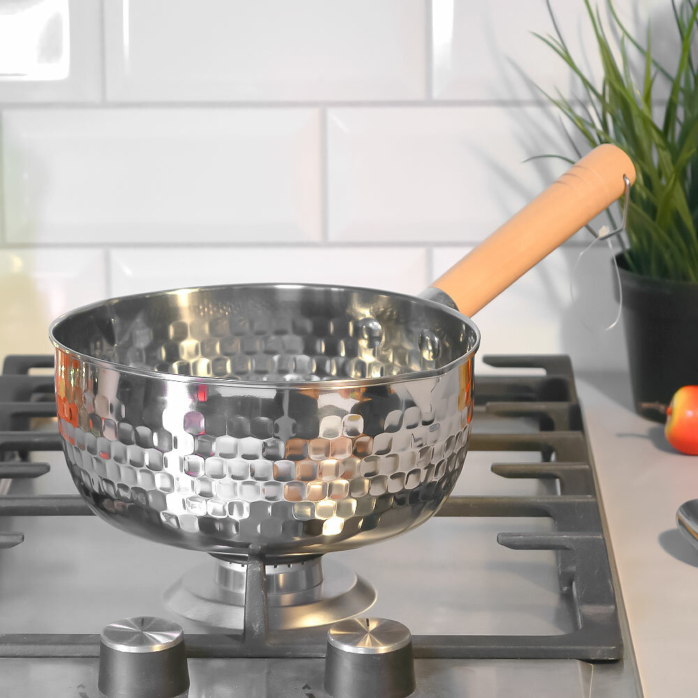 Ковш 1.8л нерж без крышки, рифленый, с деревянной ручкой с подвесом, "Domestico"