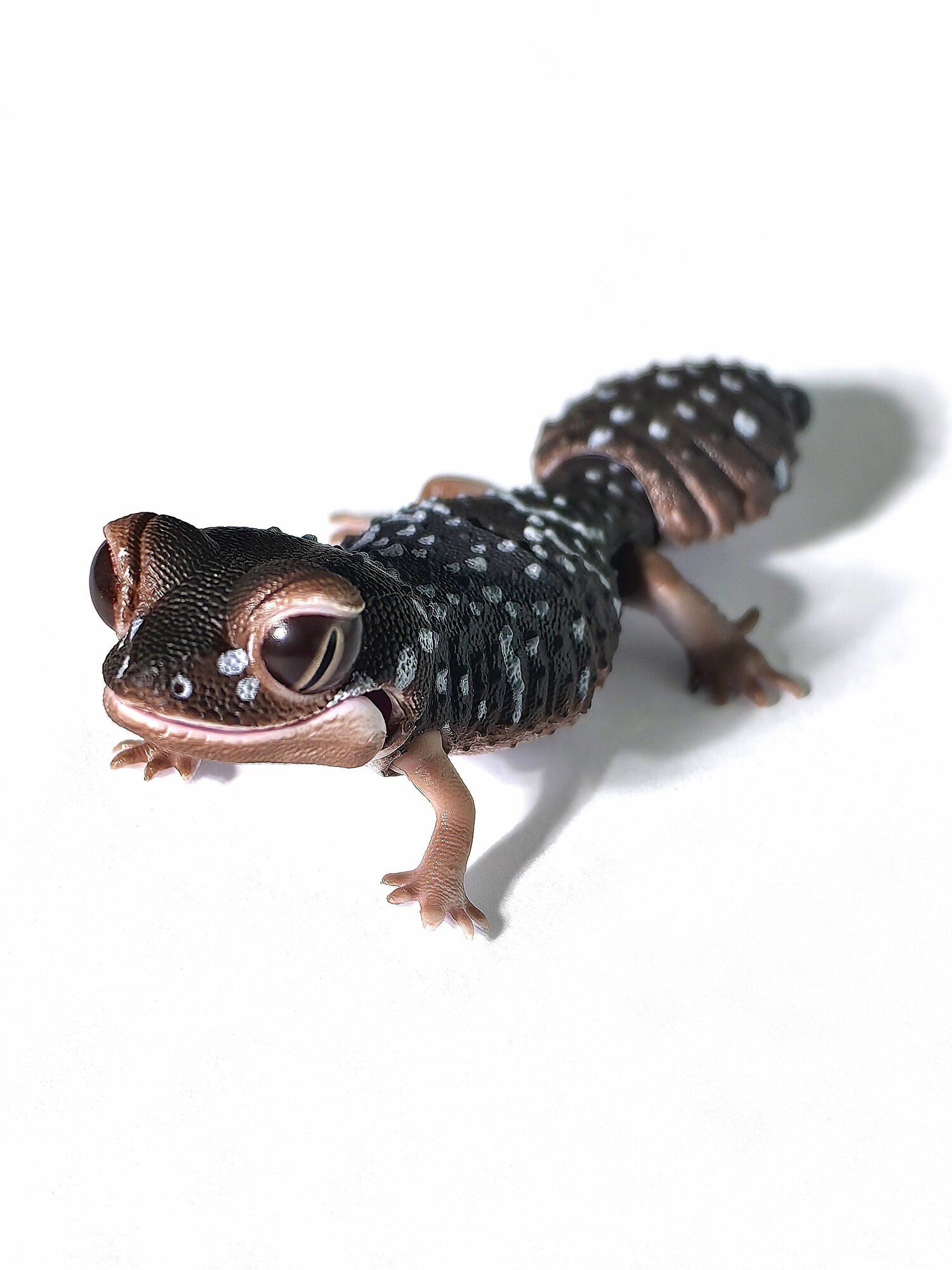 Декорация для аквариума/террариума