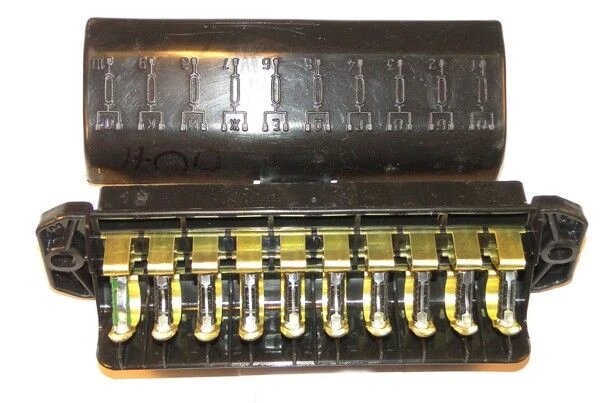 Блок предохранителей 2101/Ока "лэтз" (ПР112)