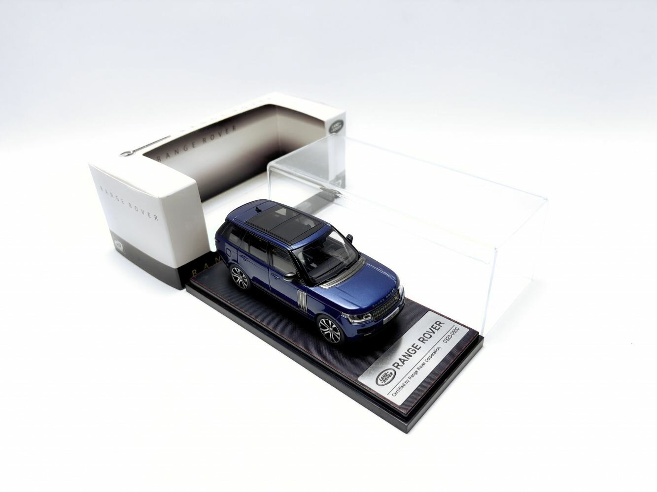 LCD 1/43 Масштаб Range Autobiography LAND ROVER 2017 Модель Литая коллекционная машинка