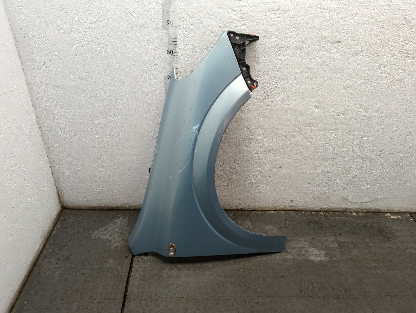 Крыло правое переднее Opel Astra H Б/У