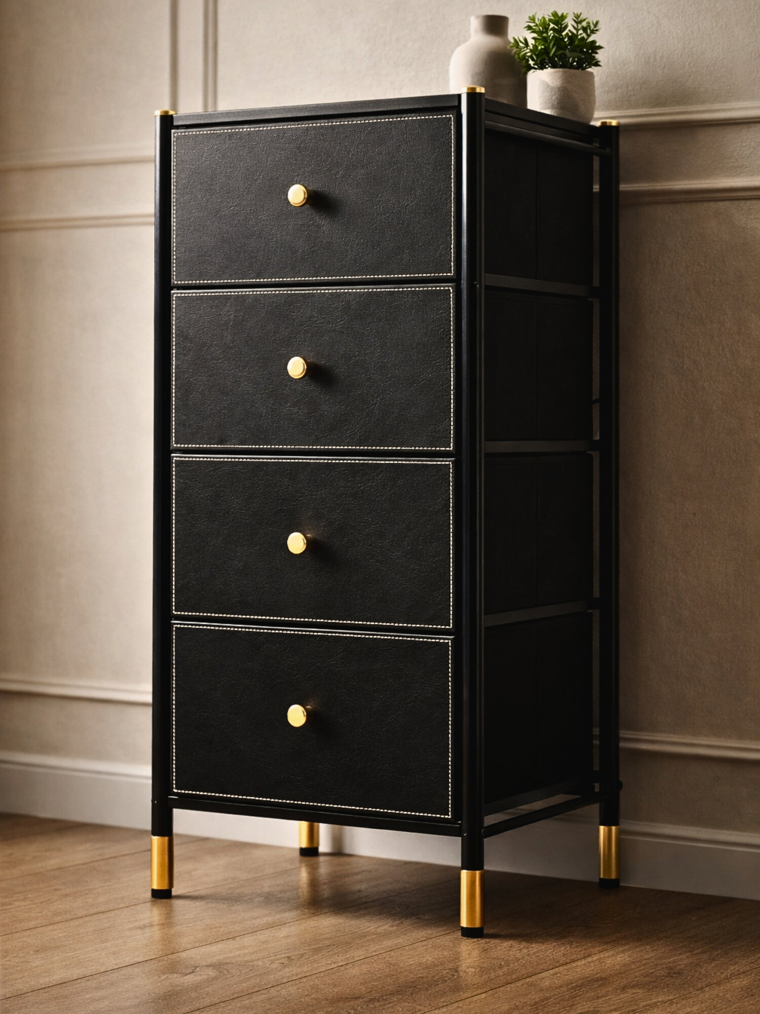 Комод черный высокий MOKKA с 4 ящиками для одежды, узкий 30 см, 99*46*30, экокожа, металлический каркас