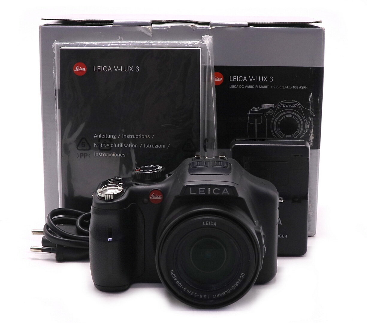 Компактная фотокамера Leica V-Lux 3 в упаковке