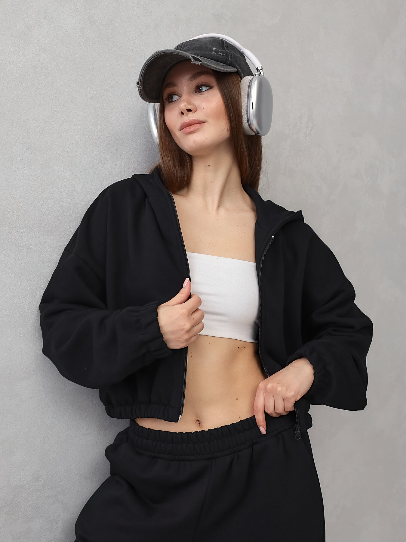 Худи спортивное