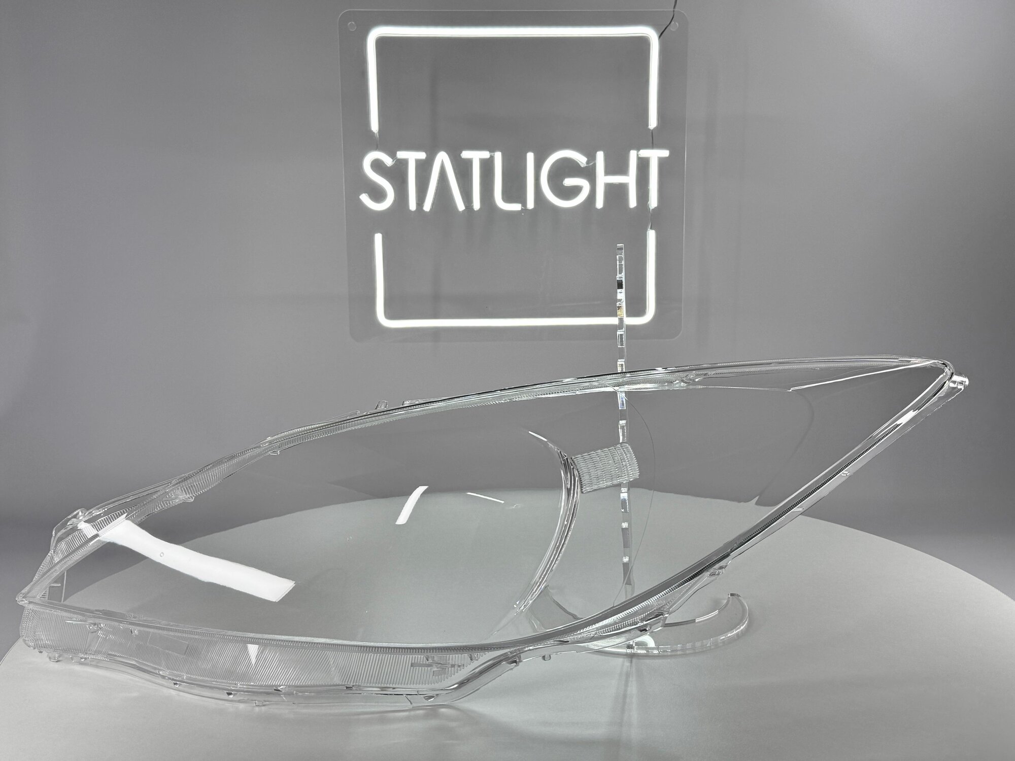 Стекло левое на Mazda 3 II (BL) 2008-2013 под болт