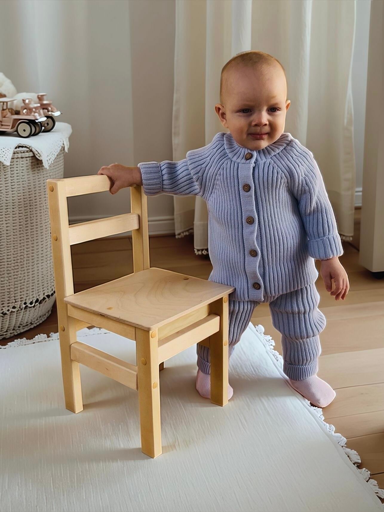 Детский стульчик Малютка из натурального дерева, с 1года до 5 лет