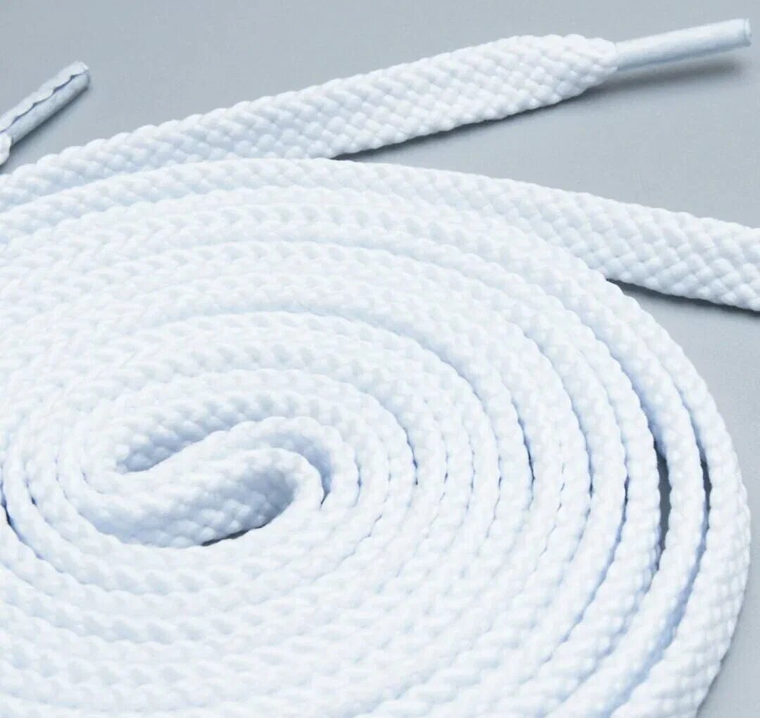 Шнурки для обуви , белые, плоские, 140 см 1пара (2 шнурка) ширина 9 мм подойдут для любой обуви и одежды