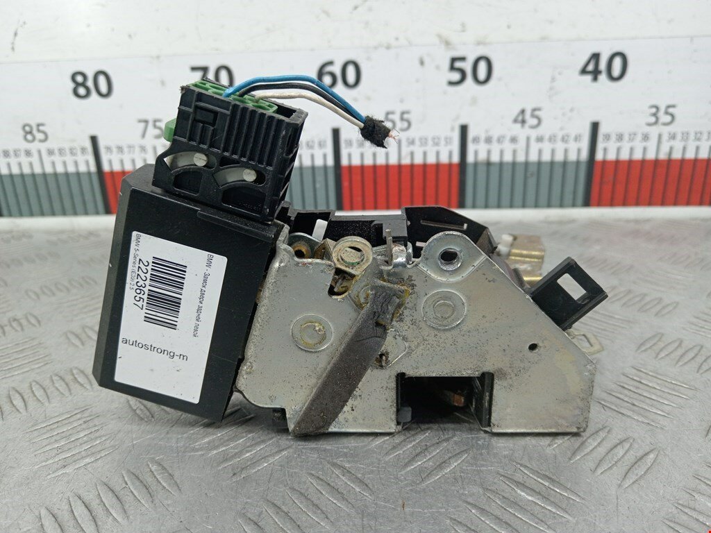 Замок двери задней левой BMW 5-Series (E39) 8166245 арт. 2223657