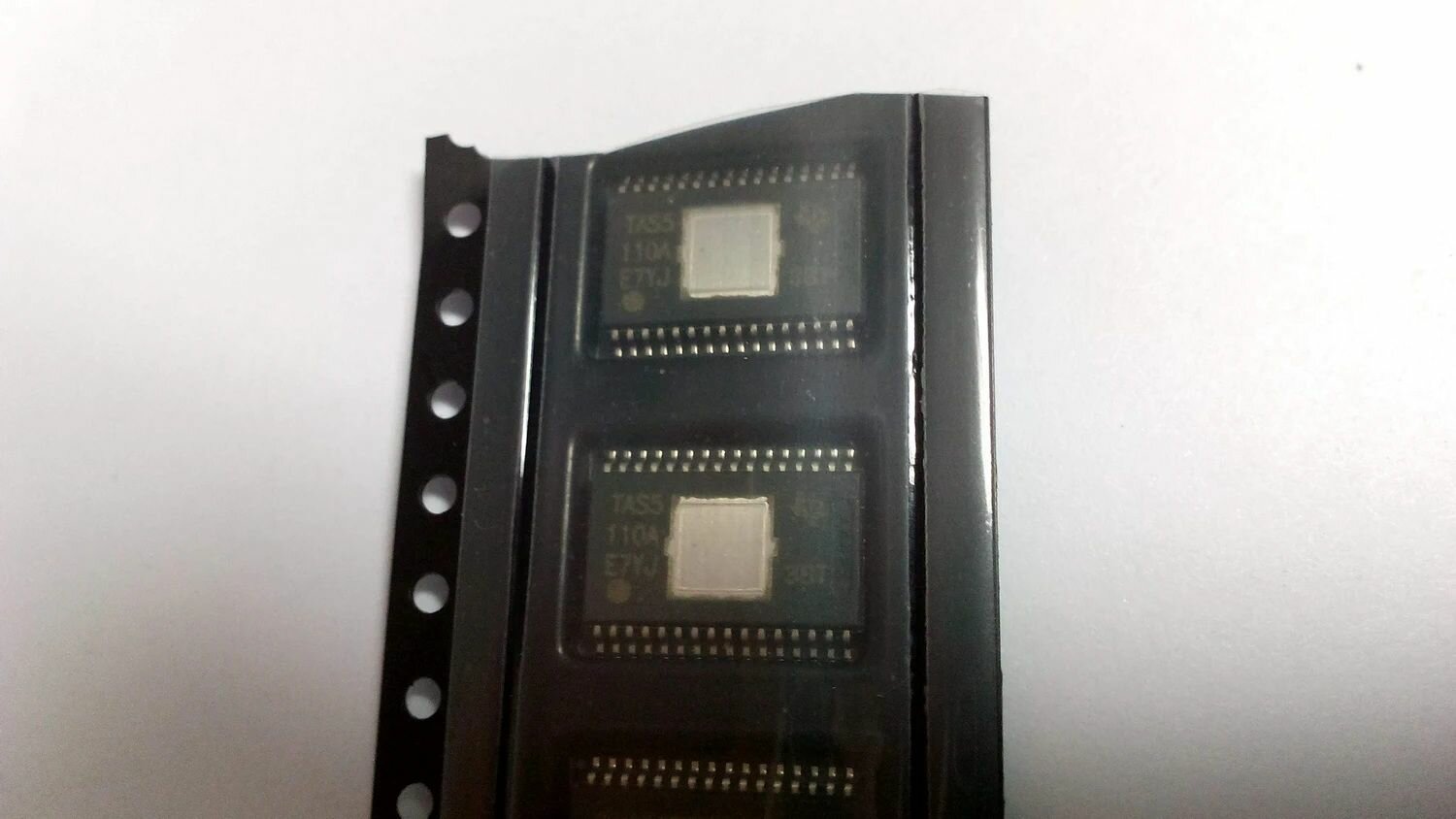 Цифровой аудио усилитель 1201-001909 IC-Audio AMP; TAS5110 , TSSOP, 32P, 11*6.2мм Микросхема арт. 1192