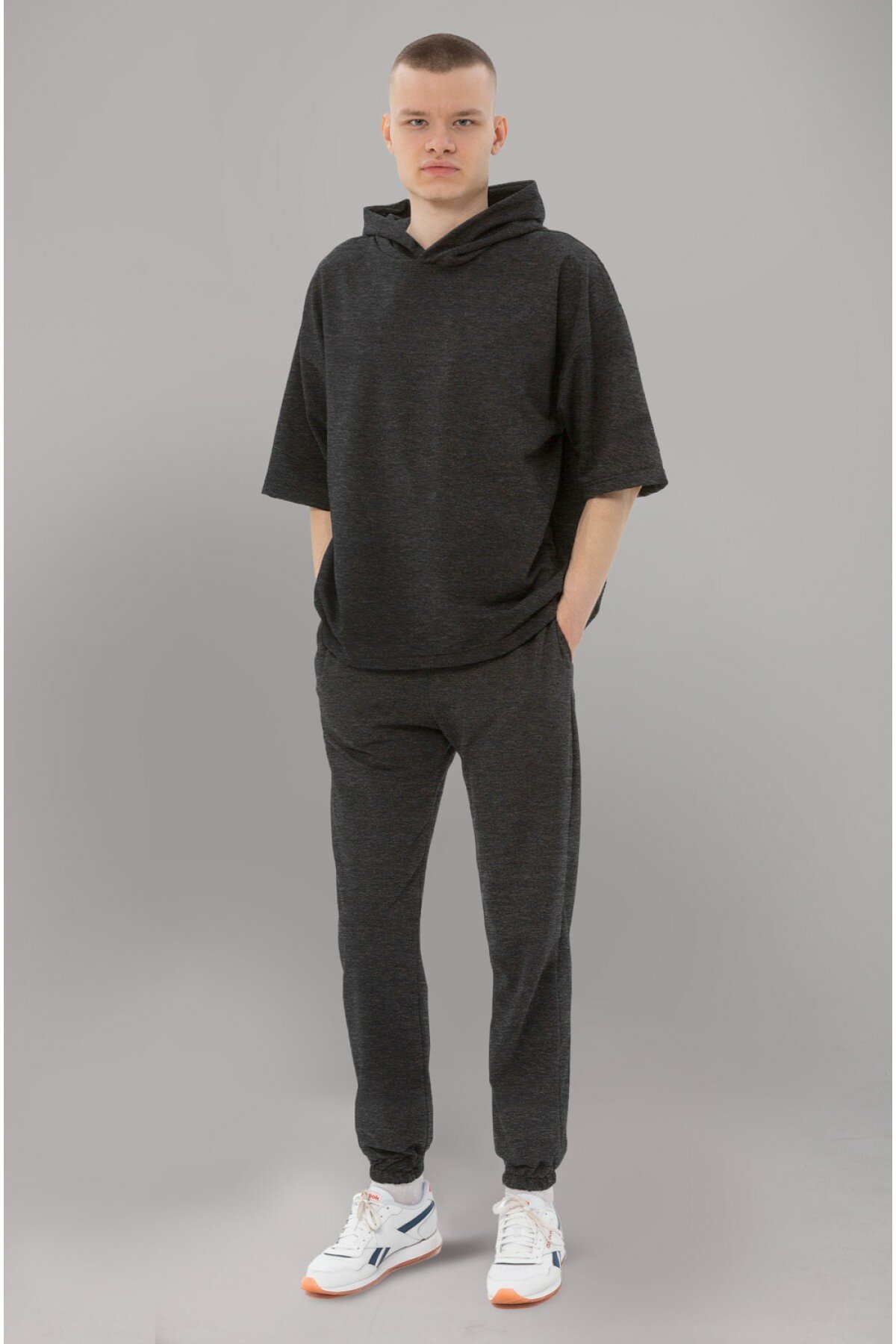 Костюм спортивный