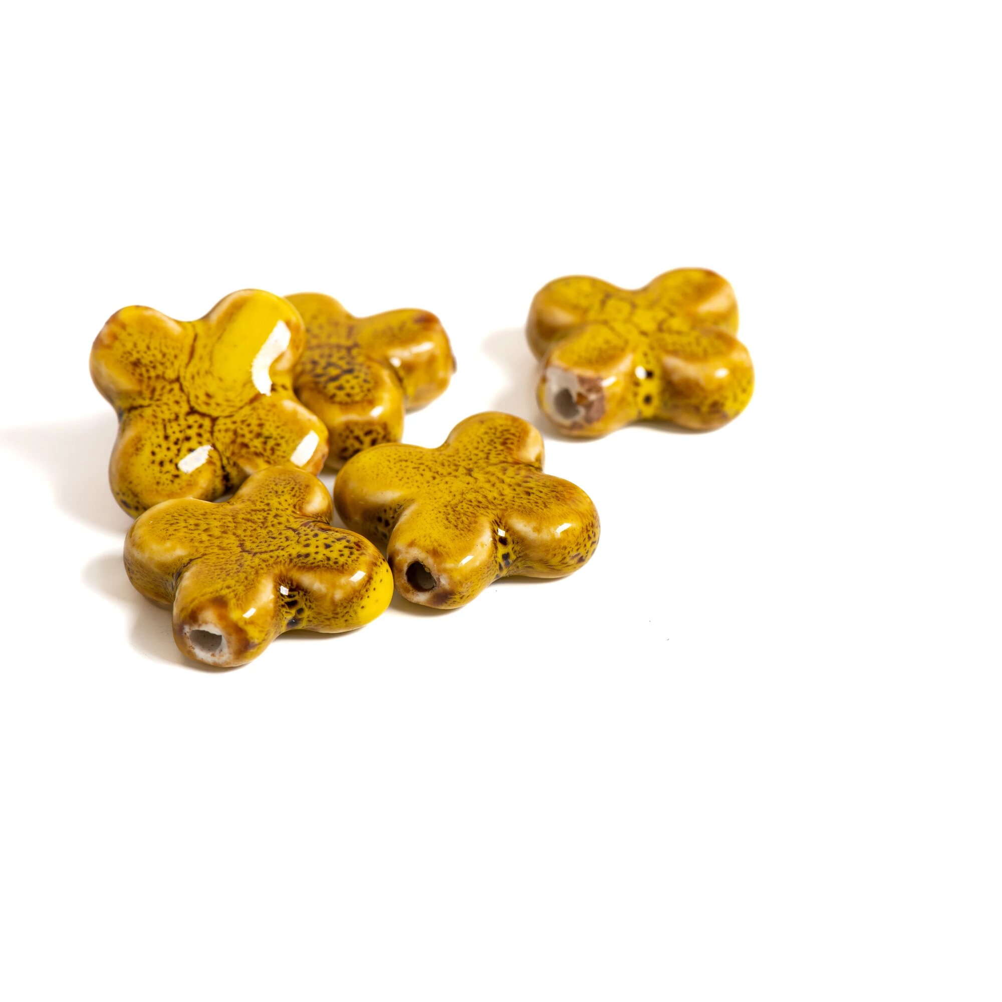 Керамические бусины Midofare цветочная глазурь желтый крест 5 шт