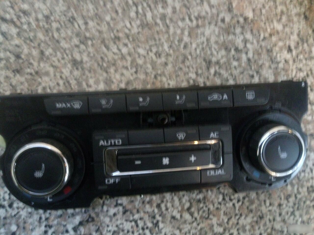 Блок управления климатом Skoda Yeti Шкода Йети 3TO907044CC