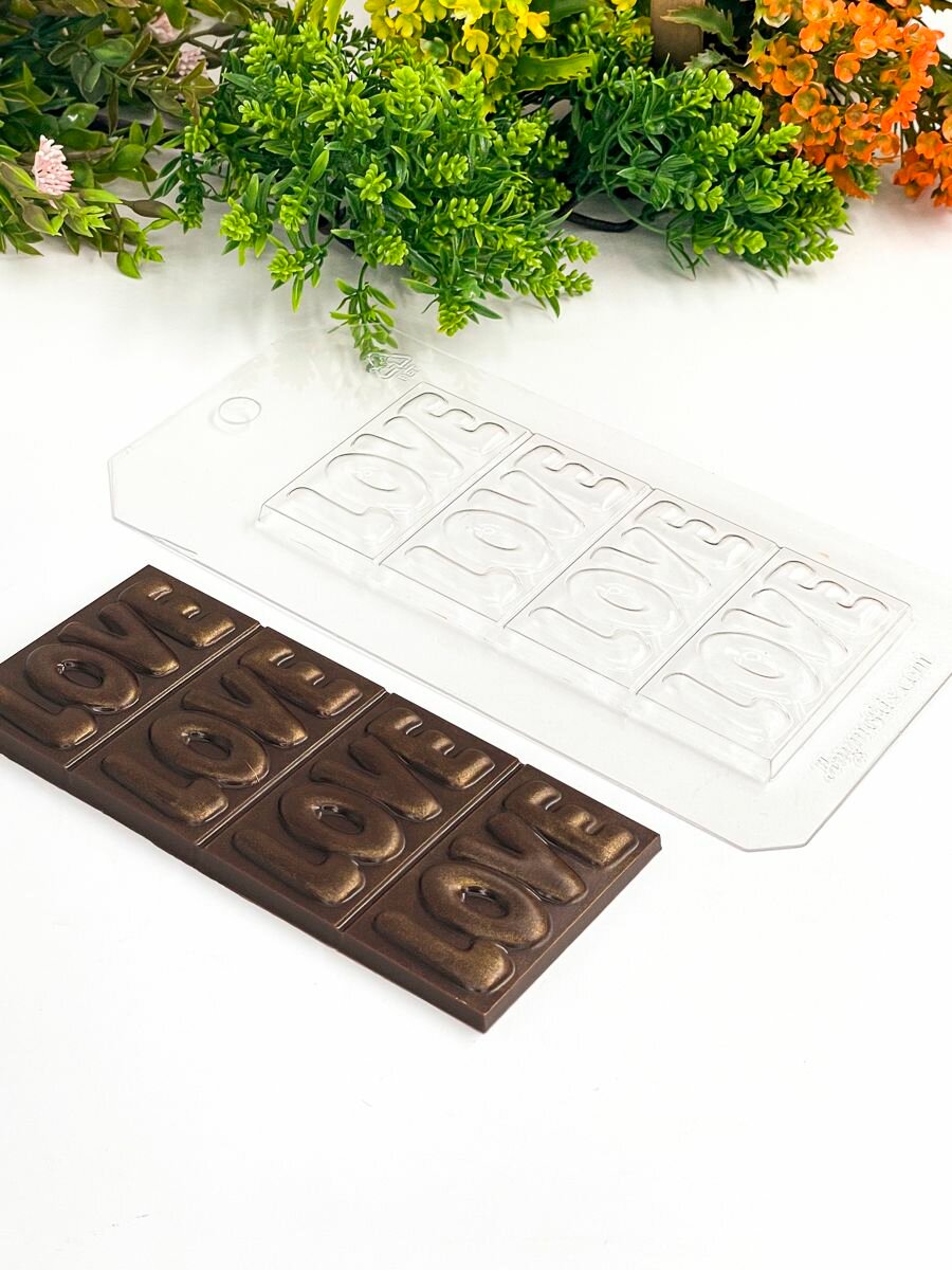 Плитка LOVE пластиковая форма для шоколада