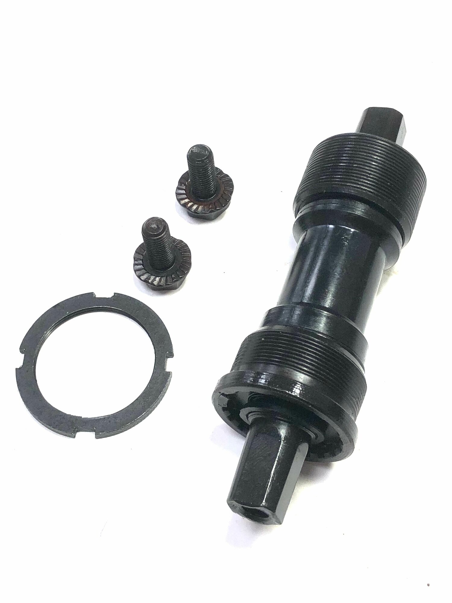 Каретка-полукартридж SF-BB05, стальная, под стакан 68мм, квадратный вал, 127,5мм х1,37"х24