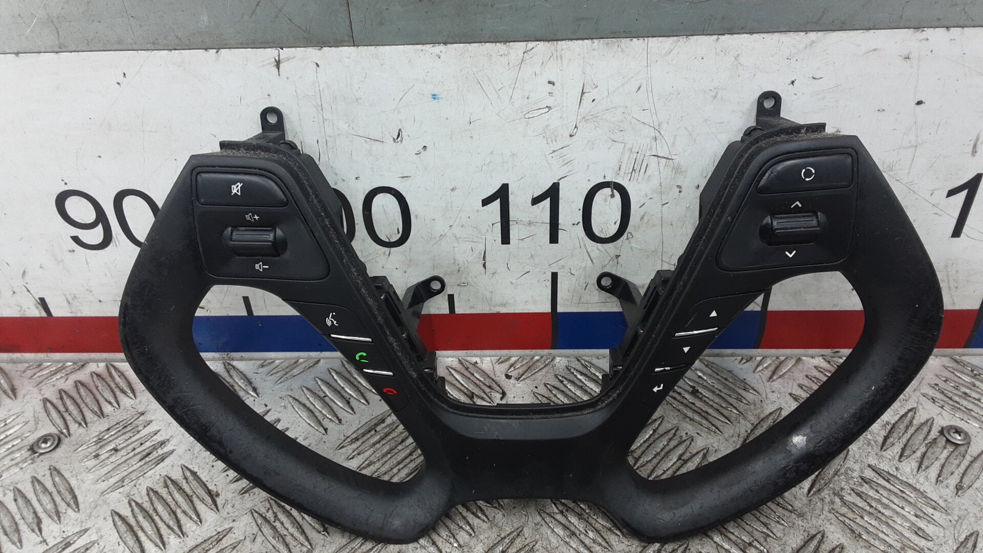 Кнопки руля KIA CEE'D 2 (JD)