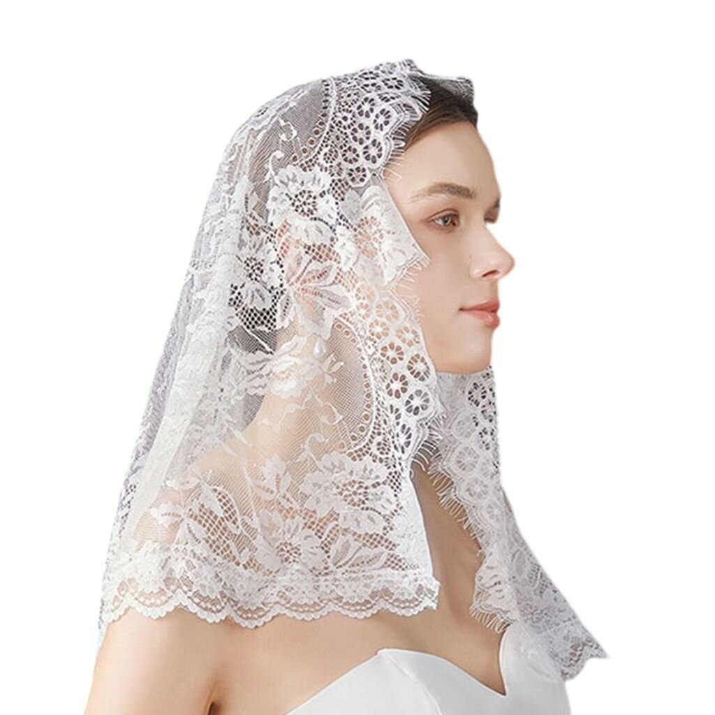 Шаль Мантилья