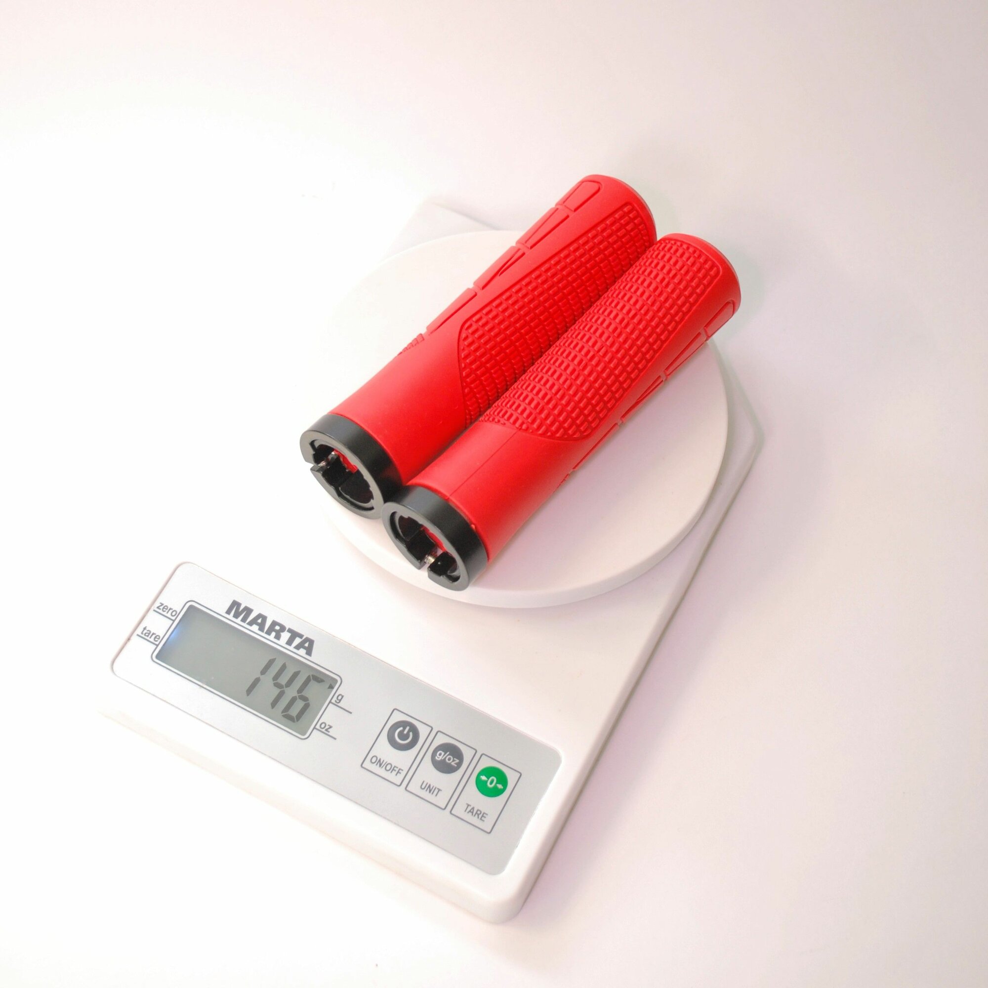 Ручки для руля, грипсы MTB GENOME Lapki (красный)