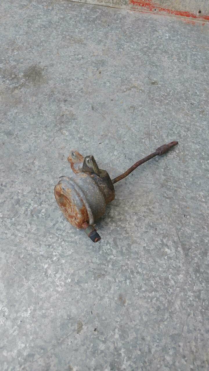 Клапан управления турбиной (актуатор) Volvo S60 (2000 - 2004) 9410366