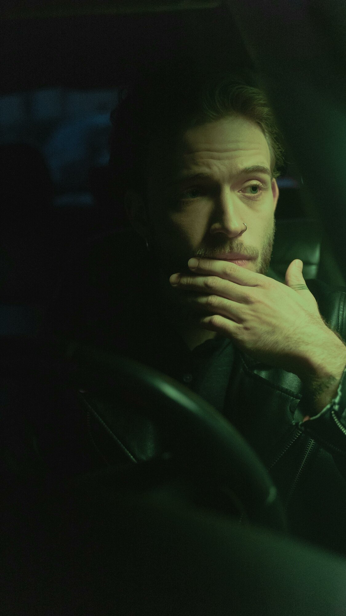 Картина на холсте 60x110 LinxOne "Автомобиль, интерьер для дома / декор на стену / дизайн