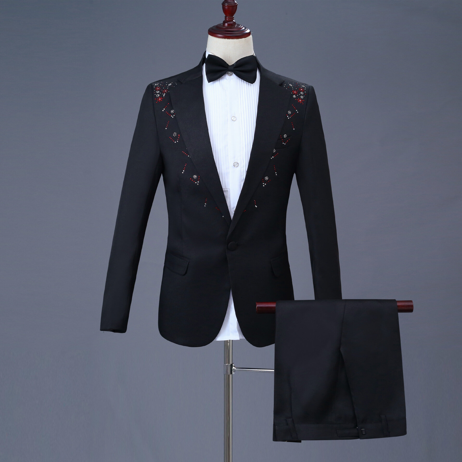 Костюм "Бриллианты", XXXXL, рост 195, вес 220, черные и красные