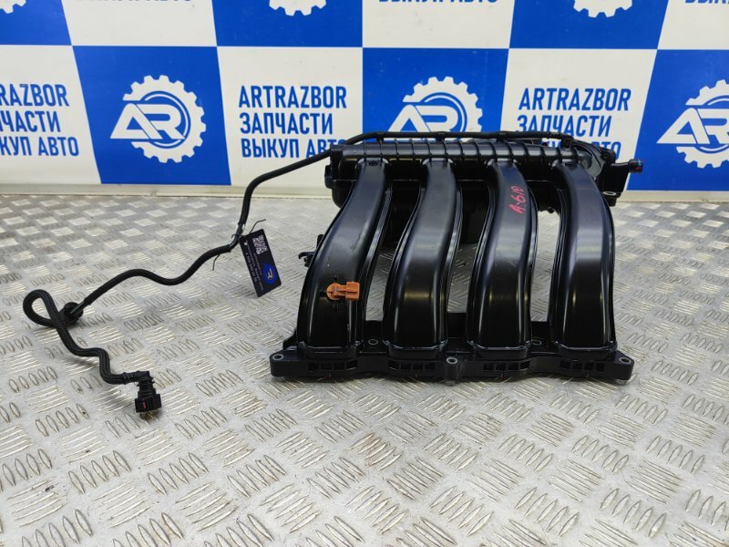 Б/У Коллектор впускной Renault Kaptur / Рено Каптюр 2.0 F4RE410 143 Л.С 2018