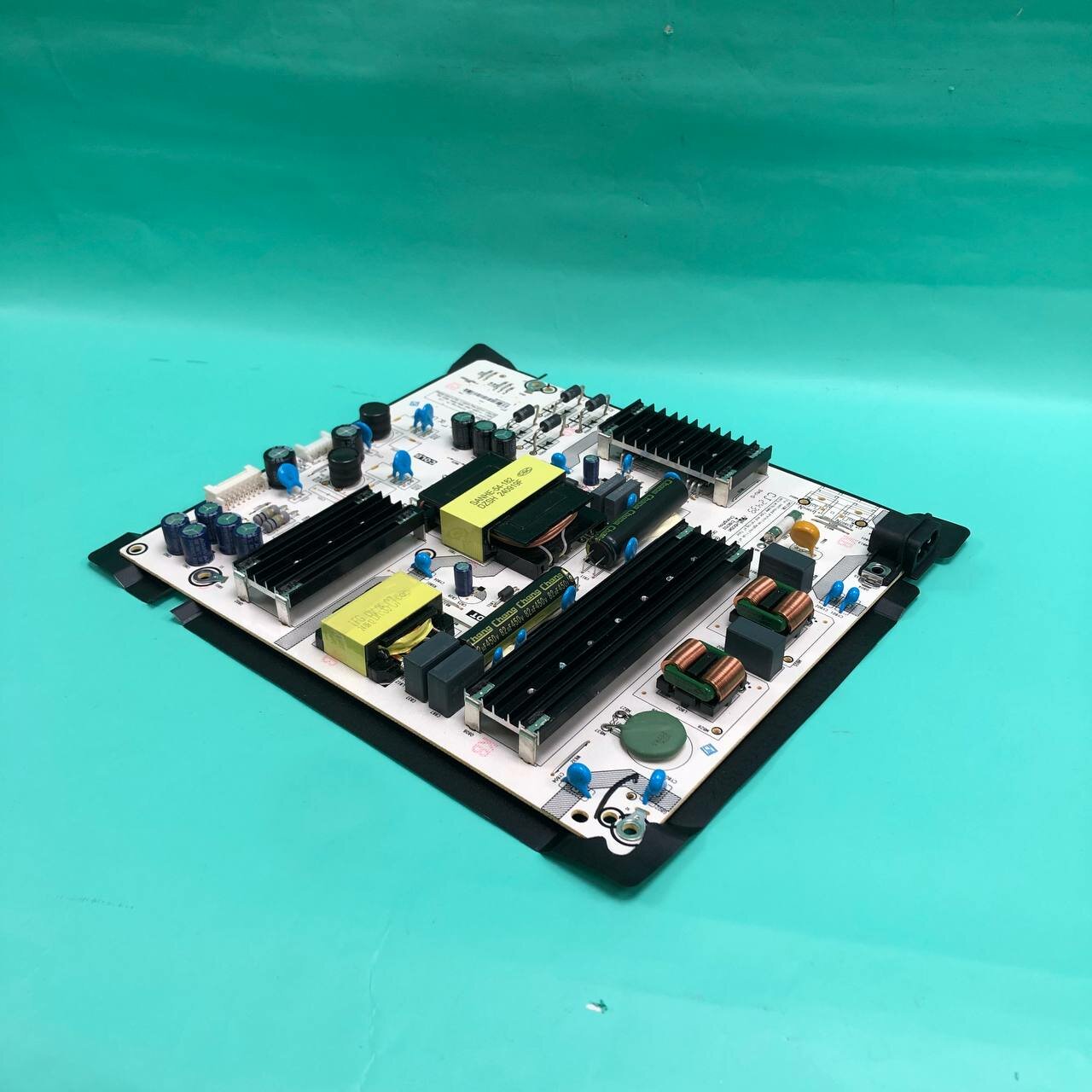 Блок питания RSAG7.820.13067/ROH Toshiba 65C350NE