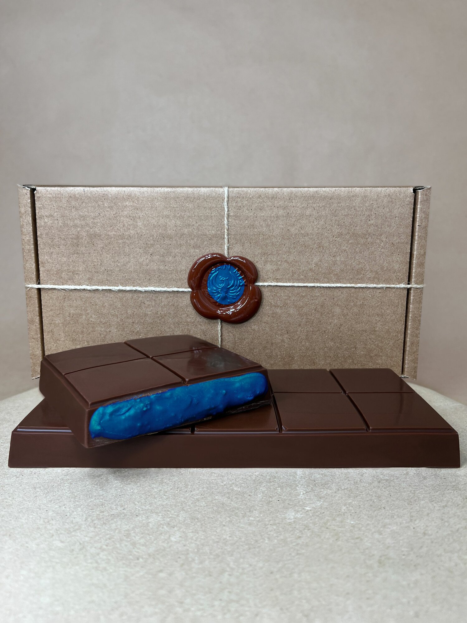 Веганский темный шоколад с голубой спирулиной Vegan Mix 100 гр