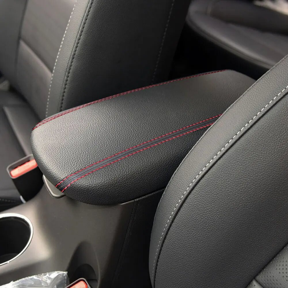 Подлокотник для Kia K3 2012-2018, Red-thread