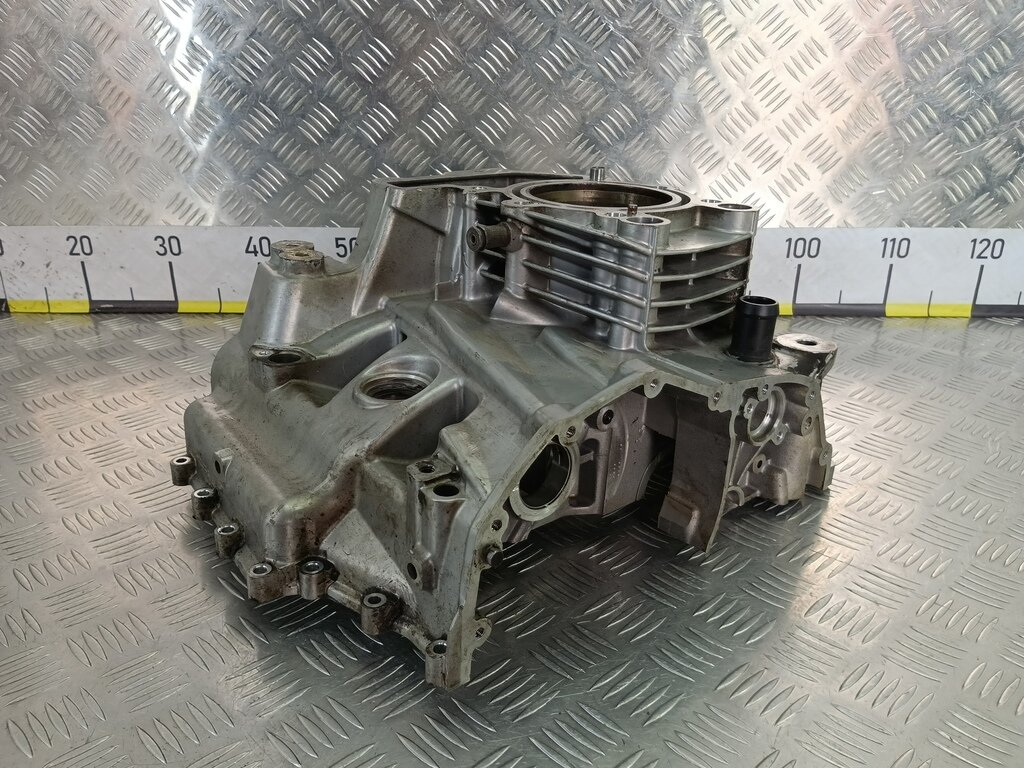 Блок цилиндров двигателя Б/У для BMW R1200RT (2014-2018) 11008555026