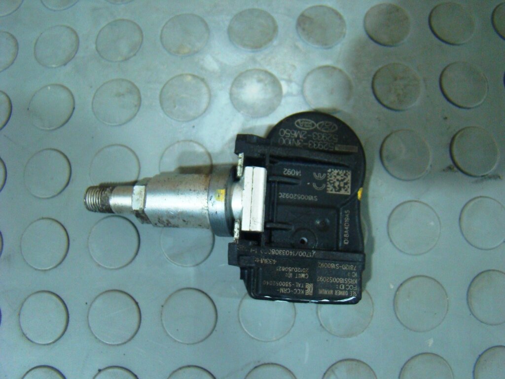 Hyundai Santa Fe DM Датчик давления в шине 529333N100