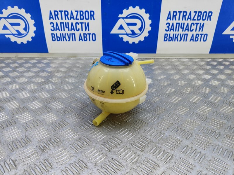 Б/У Бачок расширительный Skoda Rapid / Шкода Рапид 1.6 CWV 90 Л.С 2016