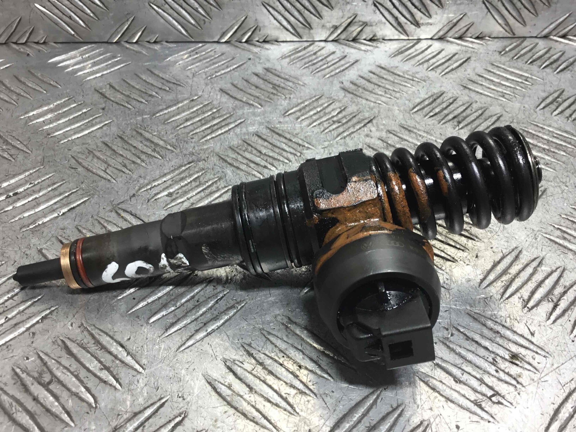 Б/У Форсунка Volkswagen Golf 4 поколение (1997-2004) 2003 г.