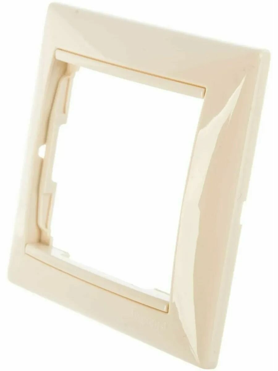 Рамка 1 пост VALENA CLASSIC, слоновая кость код. 774351 Legrand