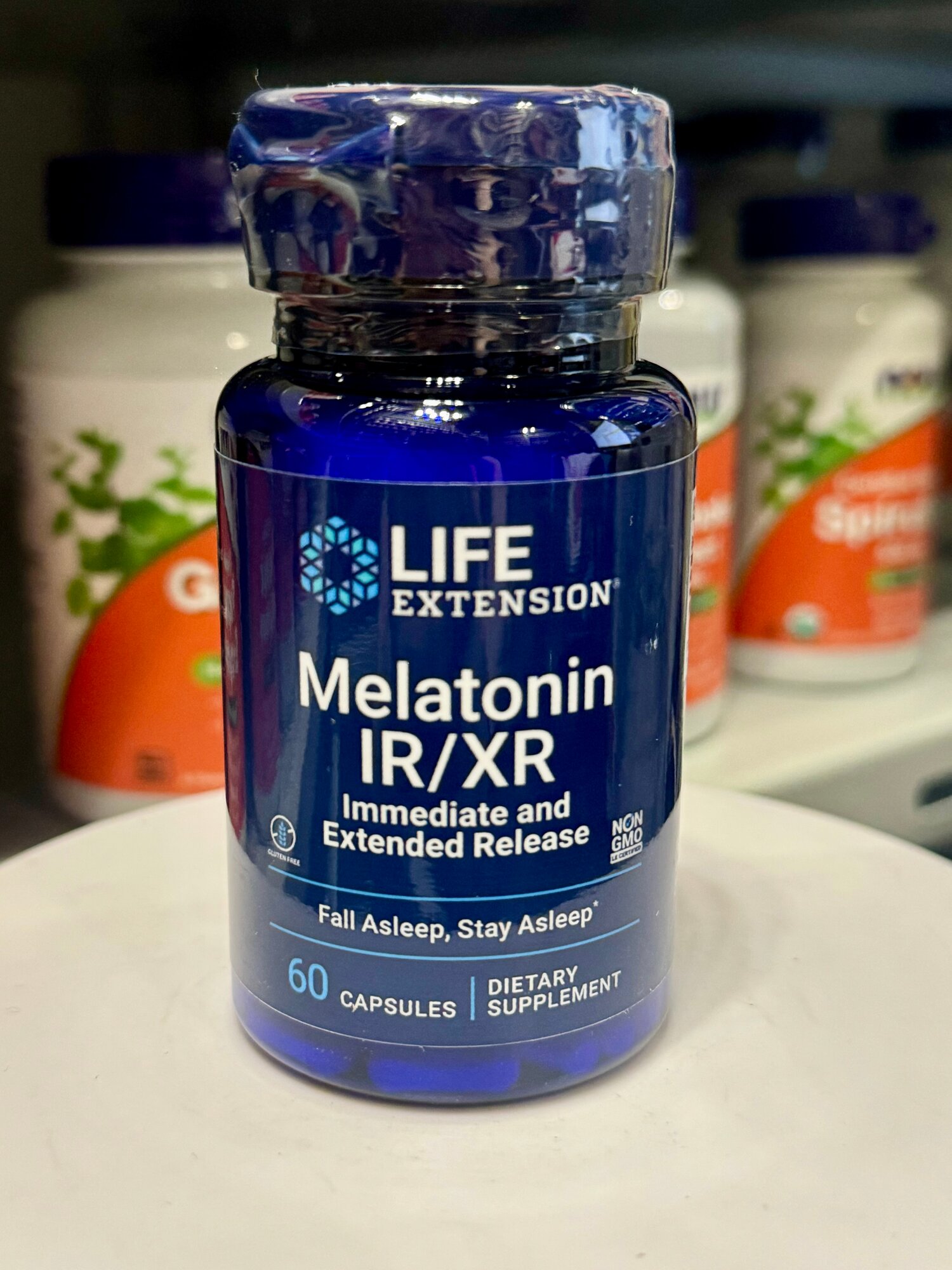 Life Extension Melatonin IR/XR - мелатонин с немедленным и длительным высвобождением, 60 капсул
