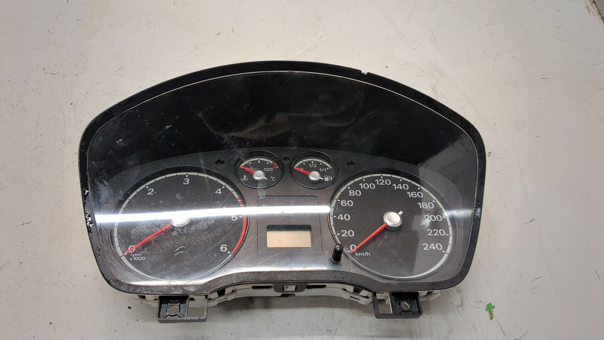 Приборная панель Ford Focus 2 Б/У