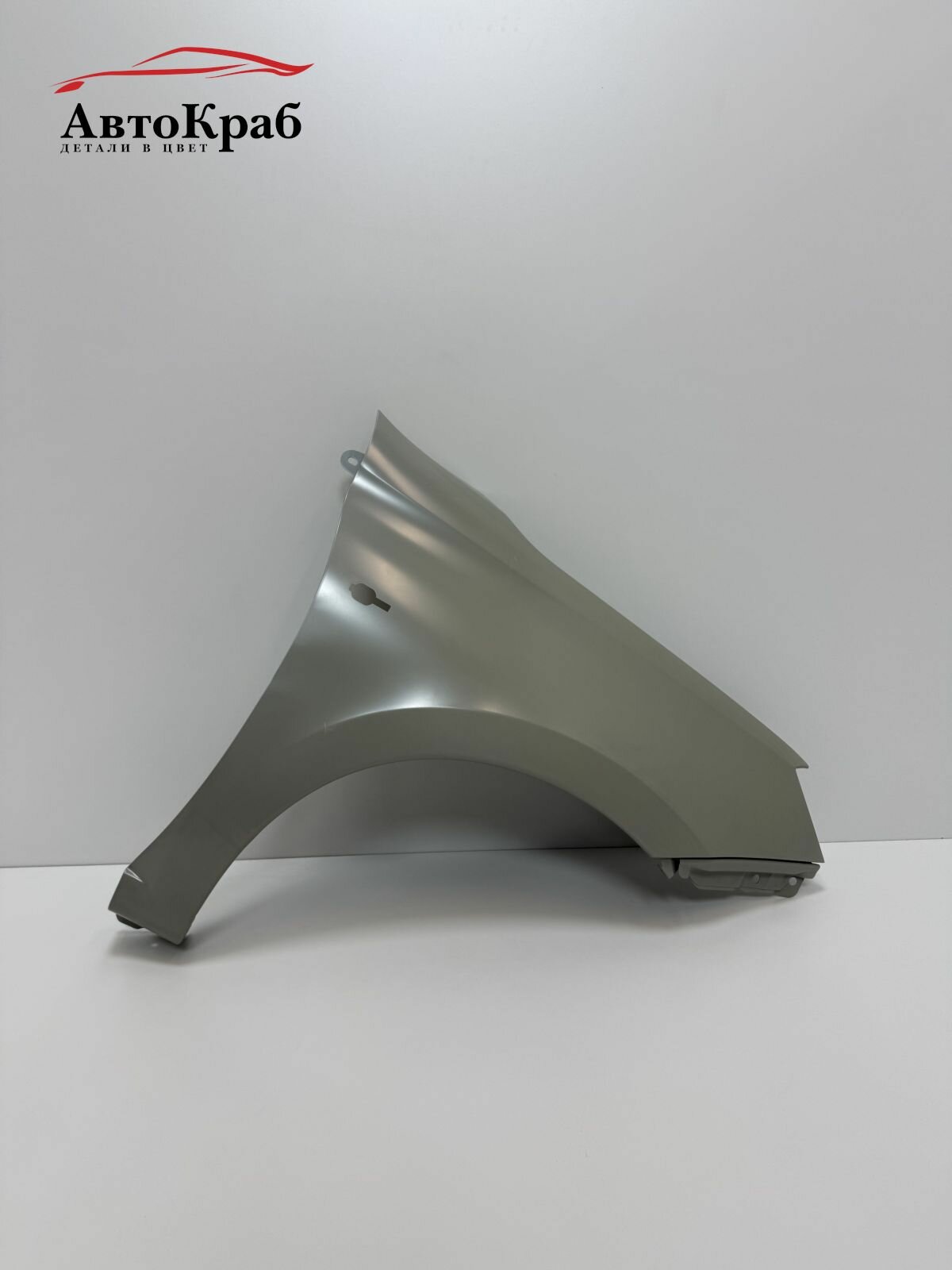 Крыло переднее правое металлическое под повторитель для Лада Гранта рестайлинг 2018 - 2025 г.