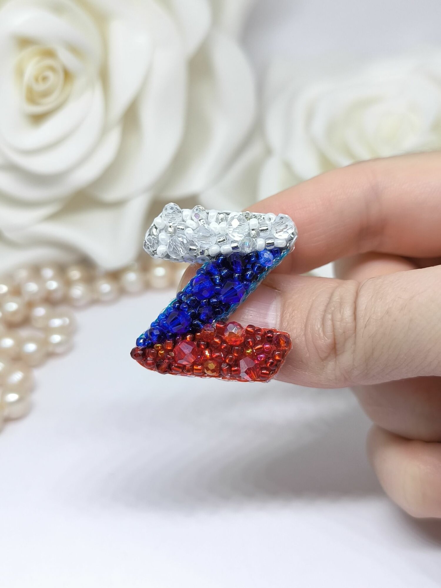 Брошь, стекло