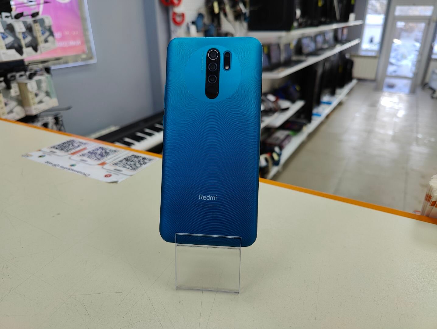 Смартфон Xiaomi Redmi 9 2/32 Б/У, Уценка