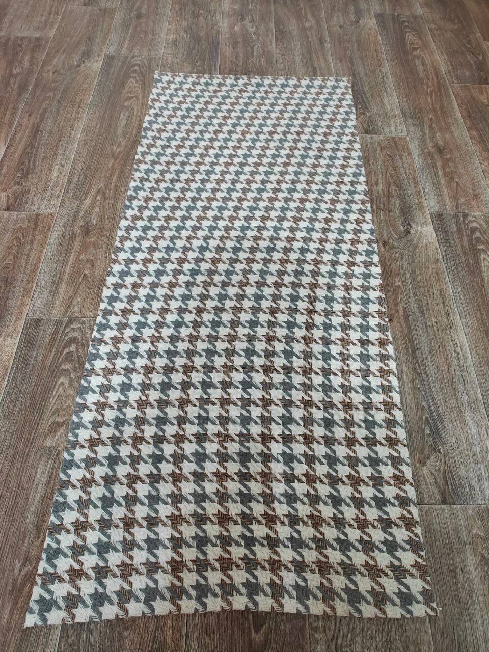 Ковер на по сверхтонкий гобелен прямоугольной формы 70 на 140 хлопок и вискоза нанесен латекс противоскользящая основа