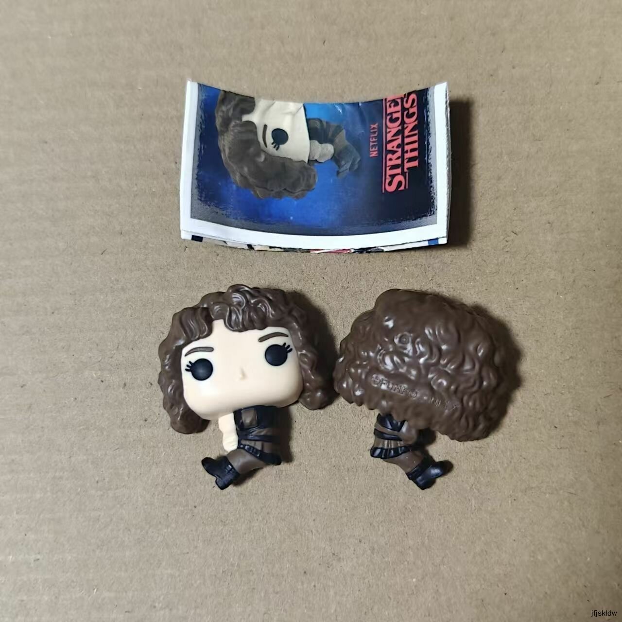 Игрушка для совместной работы Яйца Киндер-сюрприза и Очень странные дела 5