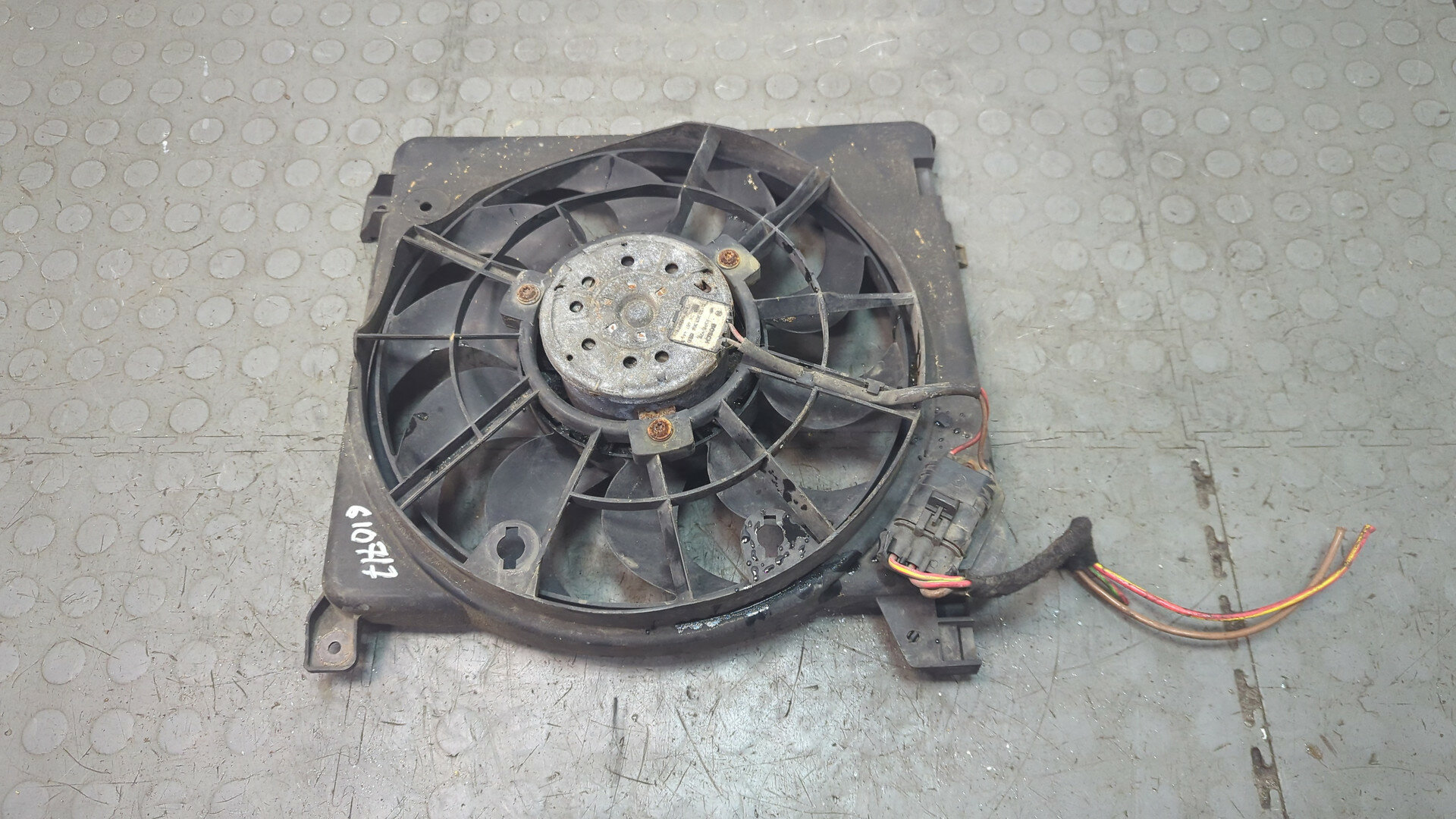 Вентилятор радиатора Opel Astra H Б/У